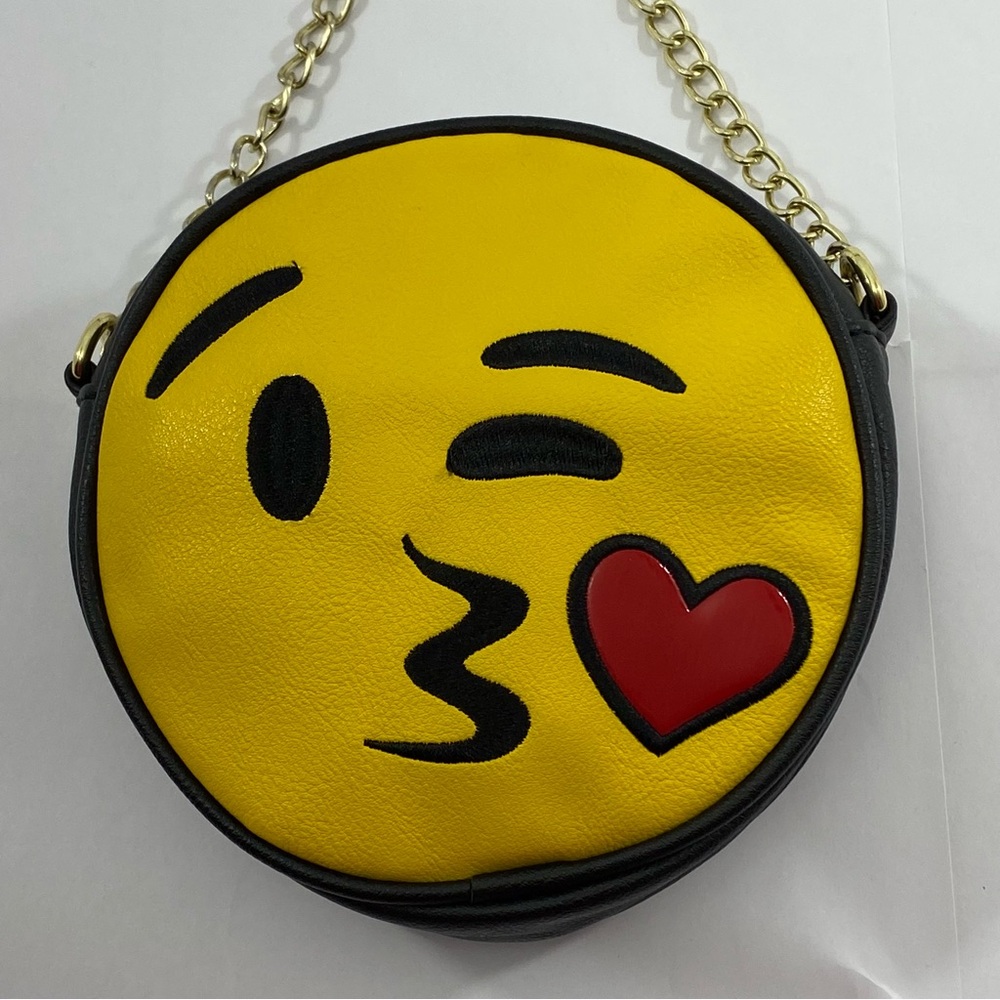 Olivia Miller Yellow Taffy Kiss Emoji Crossbody Handb… - Gem